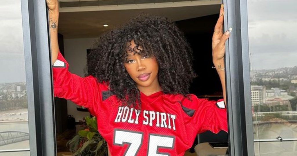SZA Expresses Discontent Over SOS Album Ranking on Apple Music’s Top ...